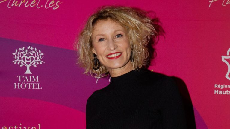 Touchées : L’actrice Alexandra Lamy réalise son premier film - Road to ...